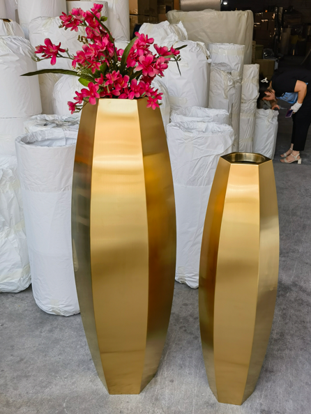 Luxury Home Decor Large Gold Flower Pot (Large) – Home Decor at its finest